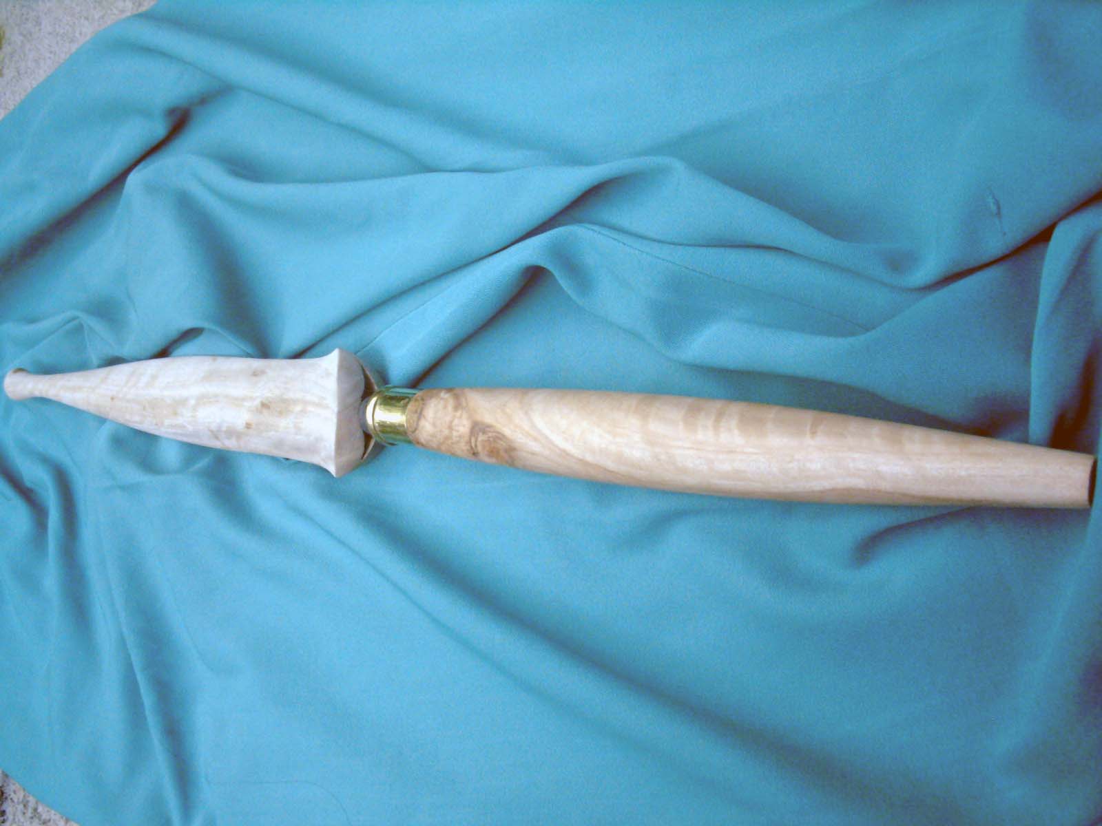 KERIS, PEDANG, TOMBAK PUSAKA: TOMBAK