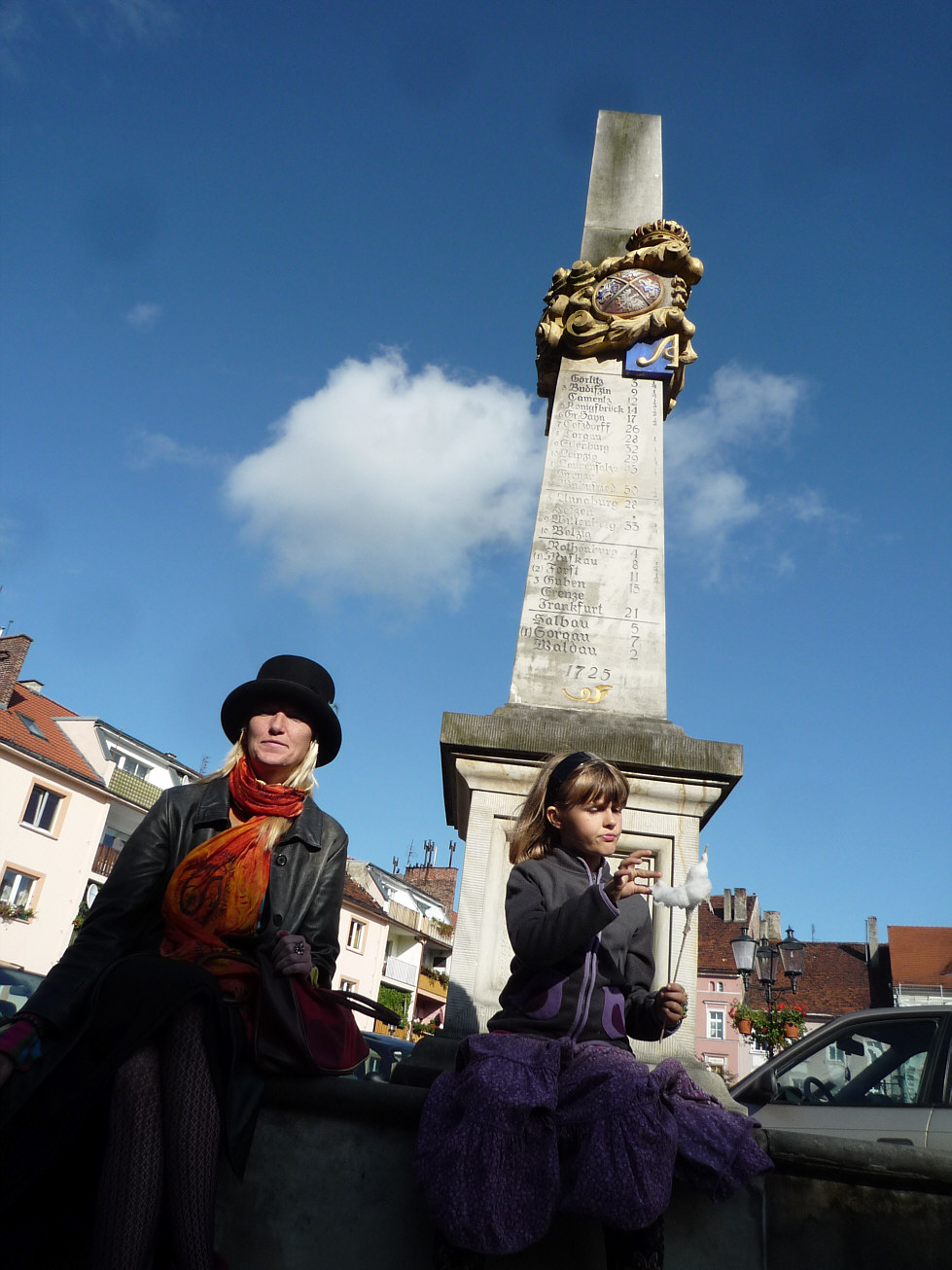 Oldest Trees Najstarsze Drzewa: Lubań (Lauban), rynek, słup milowy ...