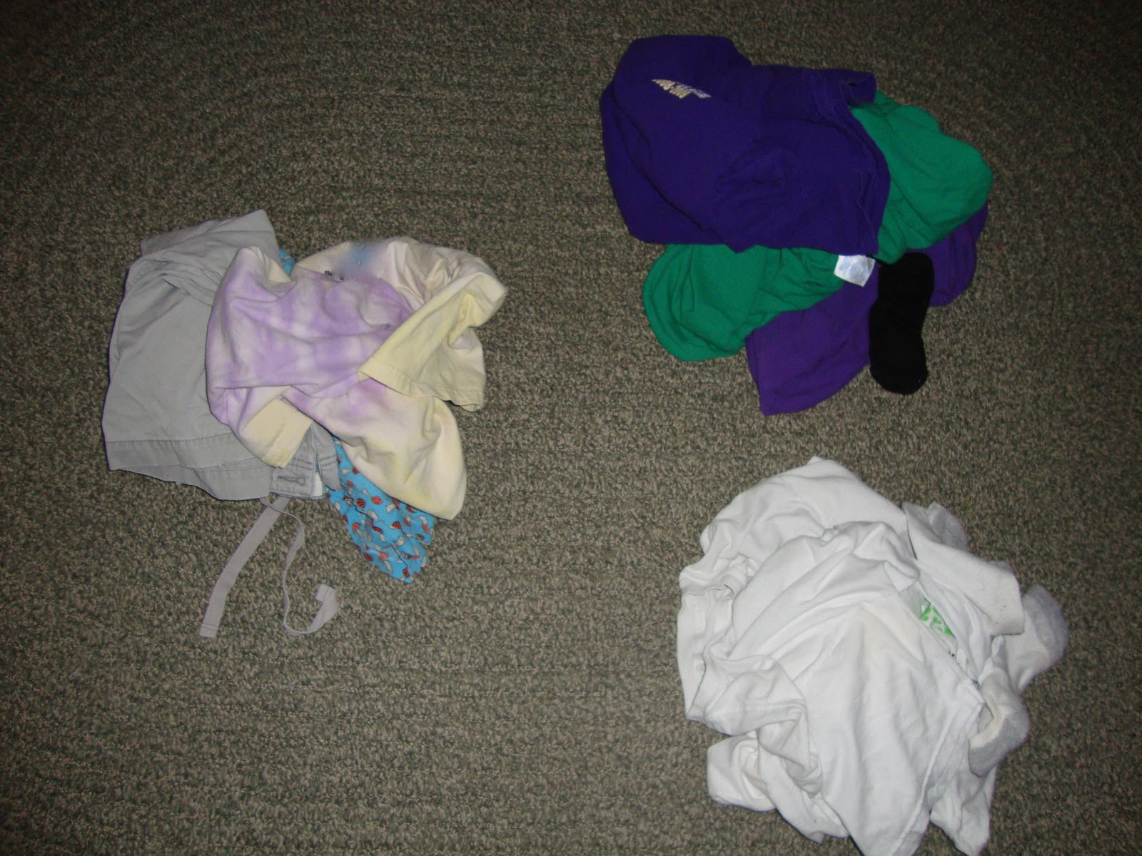 How To Do Laundry in 10 Easy Steps |The College Survival Handbook