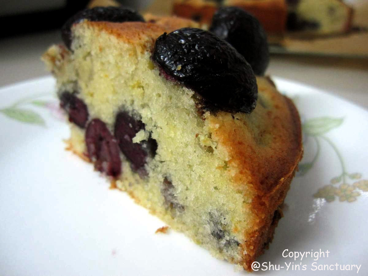 Shu-Yin's Sanctuary: Cherry Cake