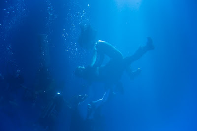 Deep Gold: Deep Gold Live: Underwater Fight Scene