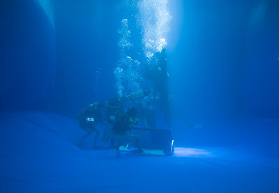 Deep Gold: Deep Gold Live: Underwater Fight Scene