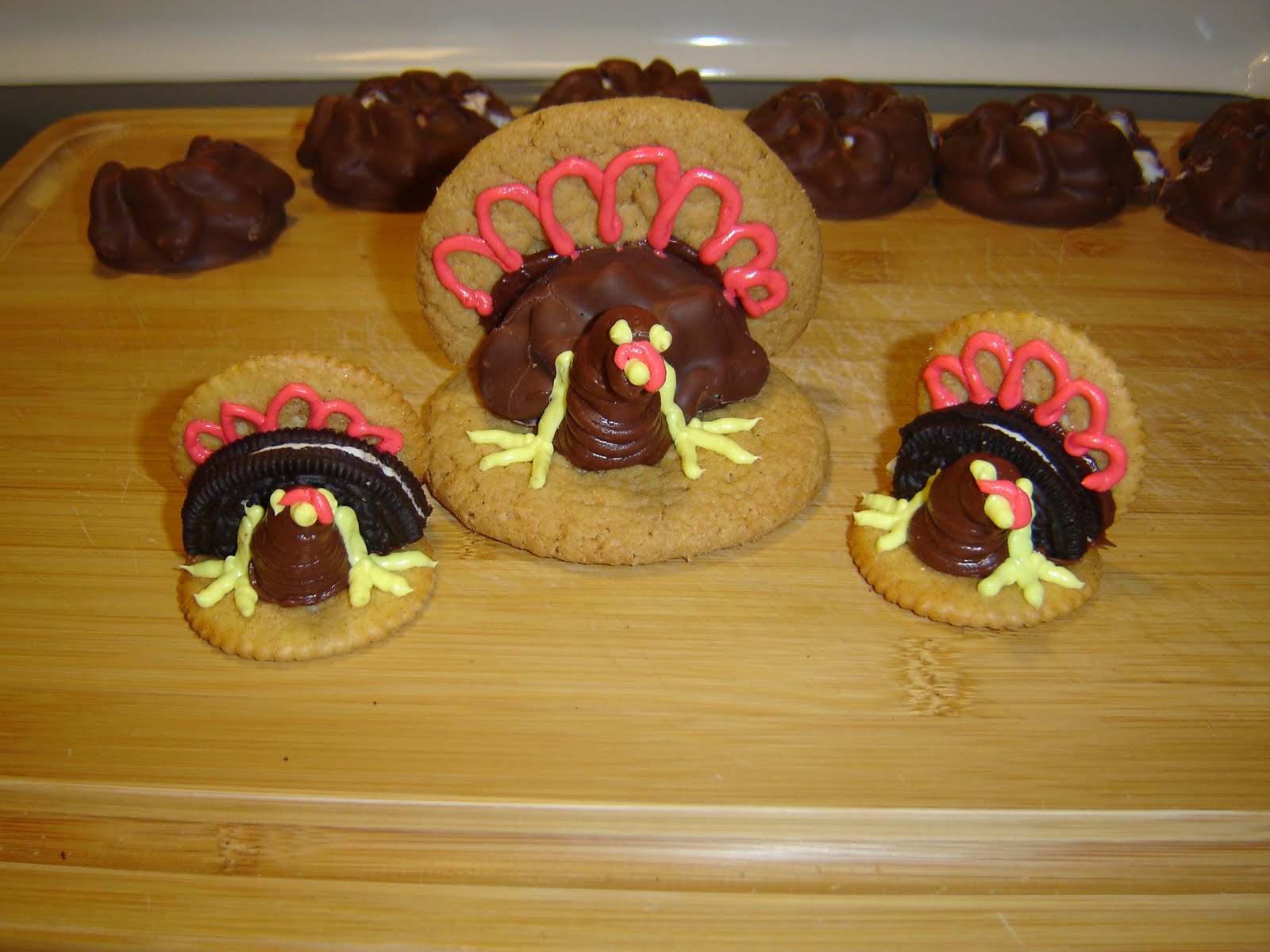 Goodies By Kate: How To Make the Flock of Turkeys