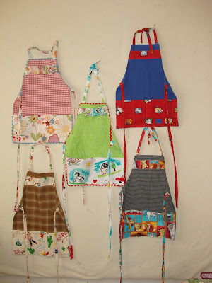Lazy Daisy Cottage: Kids Apron