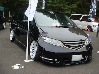 Wagon LifeStyle: another wagon that is not stateside... Honda Elysion
