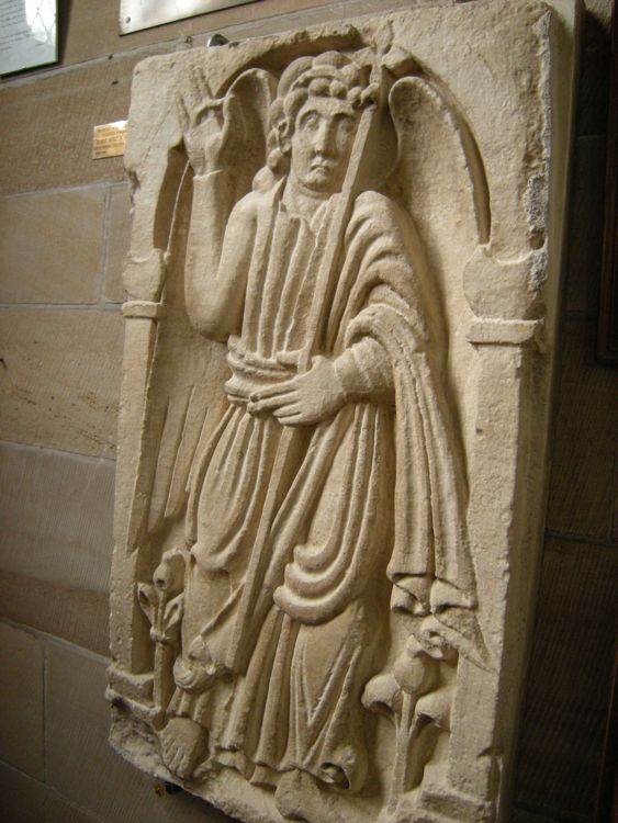 Jacquetta Menzies Garden Design: Saxon sculpture