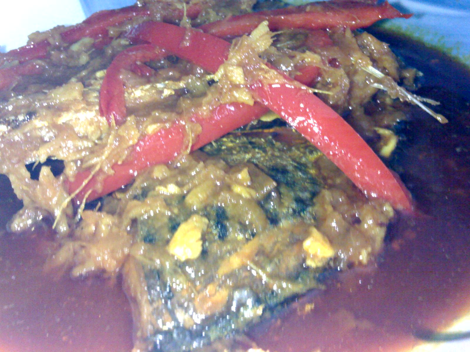 Riezanie's Recipe Collections: IKAN KAPAK GORENG MASAK KARI TANPA SANTAN