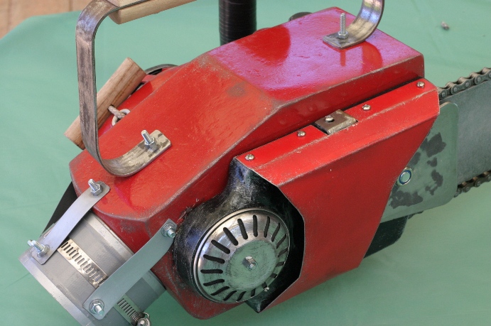 CottonSpool: Evil Dead Replica Chainsaw. It's a Faux-saw!