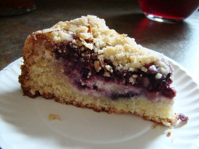Krista's Kitchen: Raspberry Cream Cheese Coffee Cake
