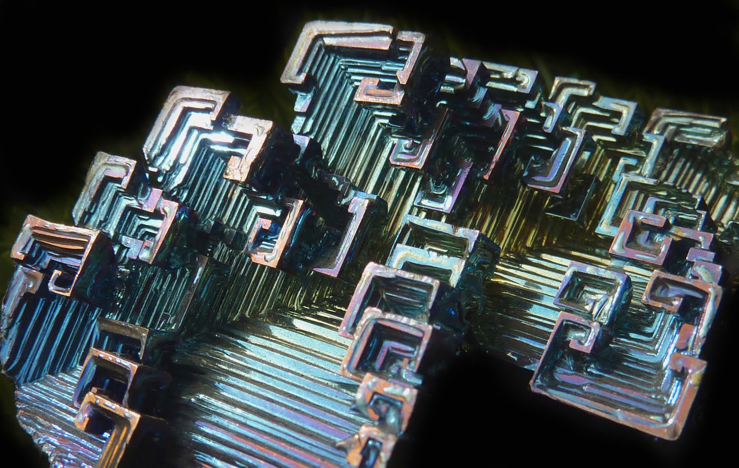 El Mundo de Mineralia: Bismuto