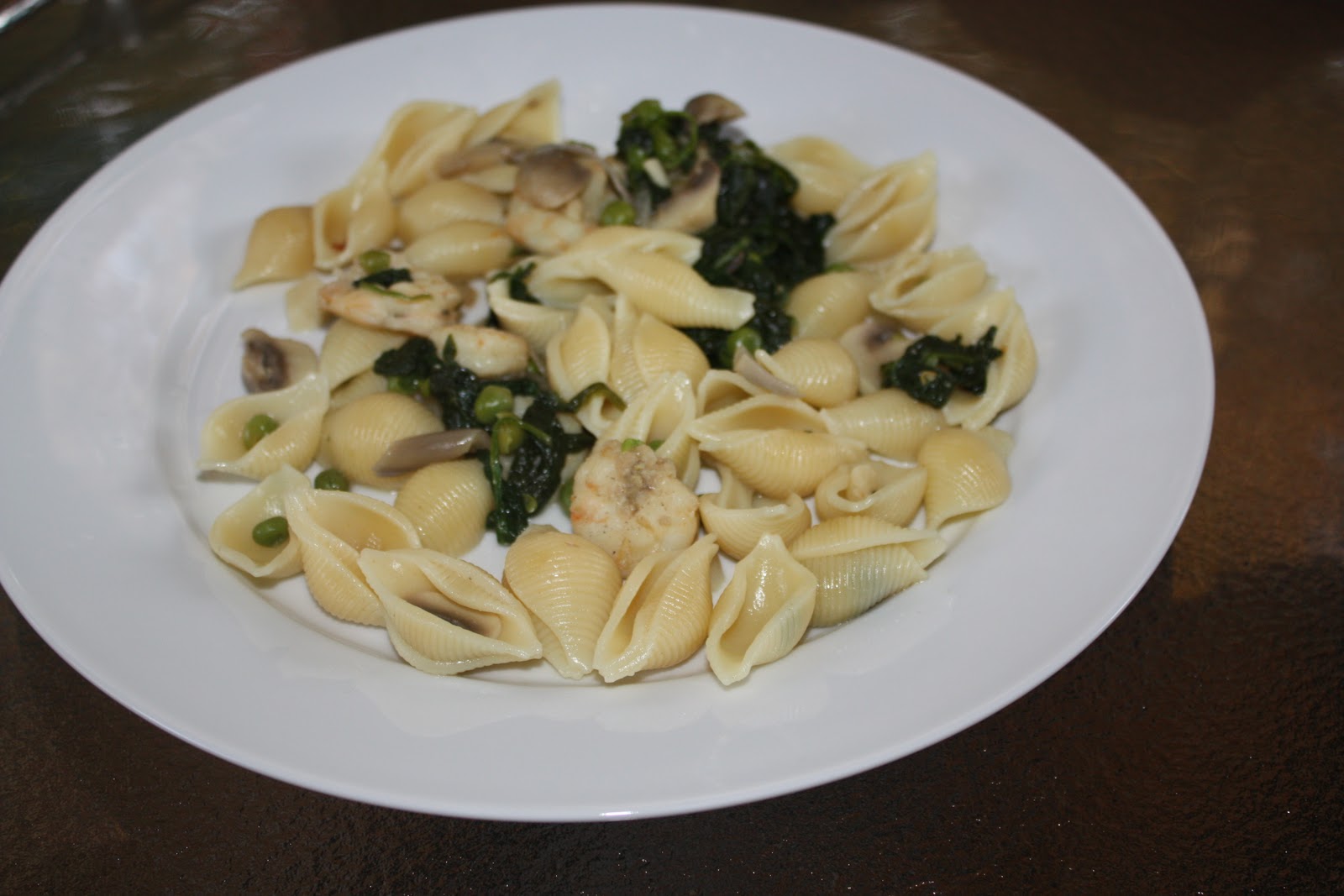 Chow and Chatter: Pasta La Bella Cook Style