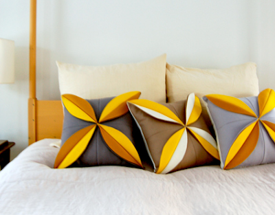 Gorgeous felt pillow tutorial | How About Orange