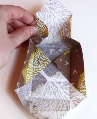 Fabric origami box tutorial | How About Orange