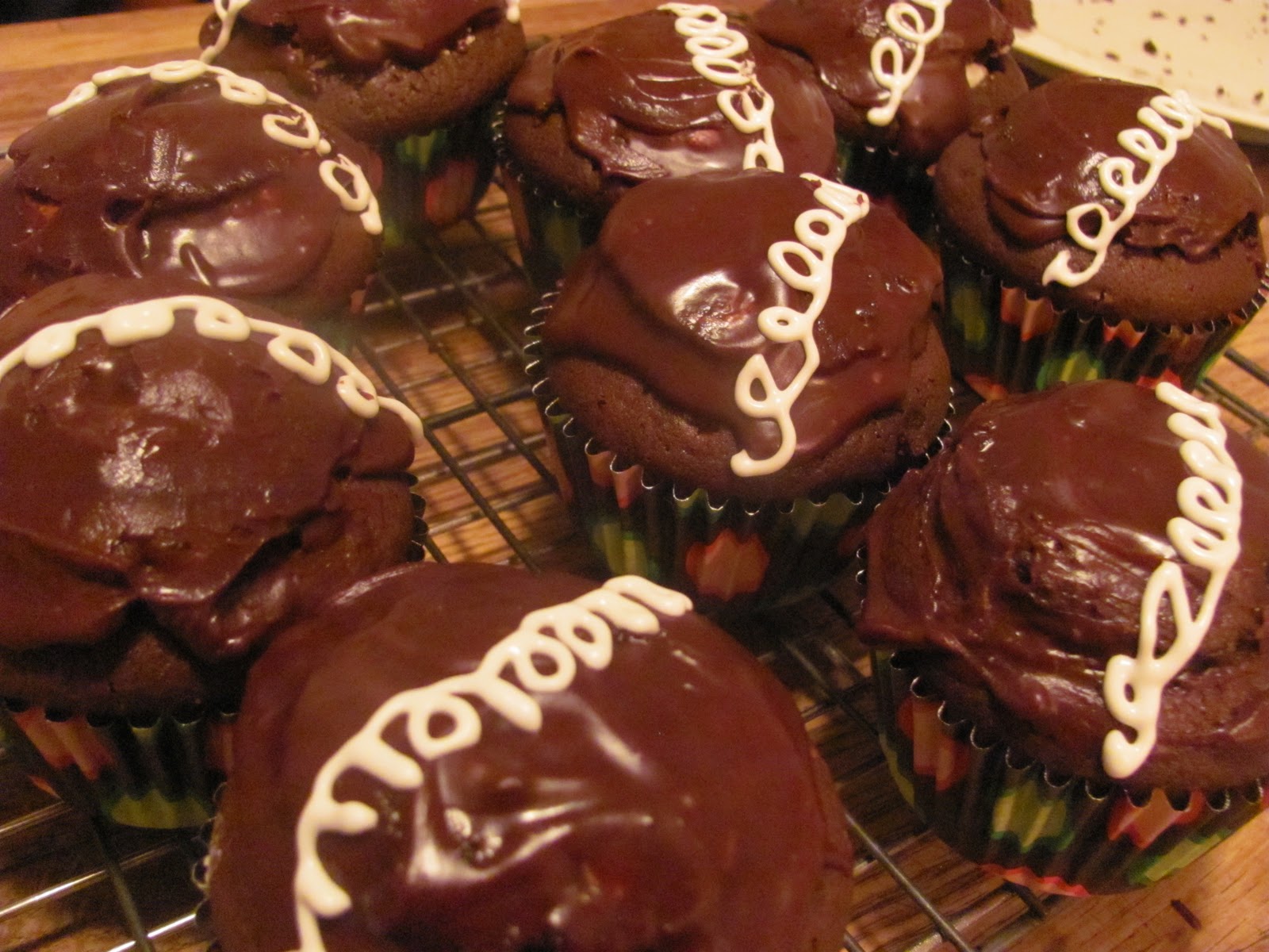 What's Cooking in your World?: Day 80 1/2! The Imperial Republic of Cupcake