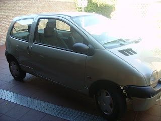 autos: RENAULT TWINGO 2002