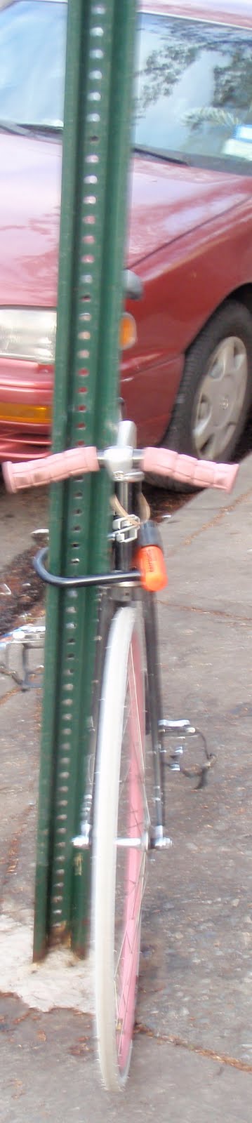 Bike Snob NYC: BSNYC Product Review: Walmart's Mongoose Cachet "Fixed ...