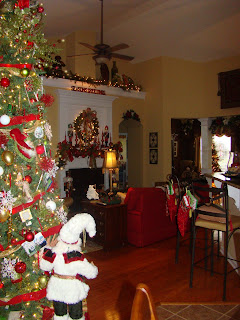 Adventures in Decorating: Welcome to my Holiday Home Tour