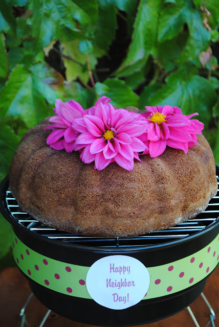 Jac o' lyn Murphy: Happy "Neighbor" Day!