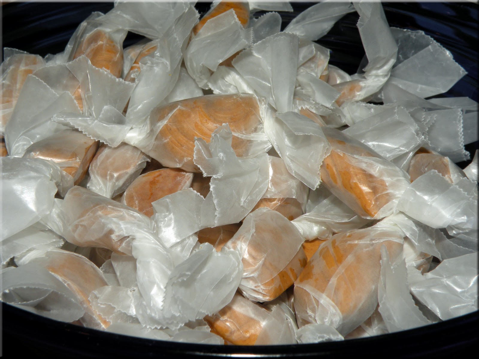 Domestic Doin's: Old Fashioned Molasses Taffy
