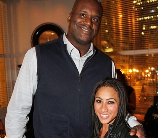 JR, The Black Entertainment Guide: Shaq calls off Wedding to Hoopz