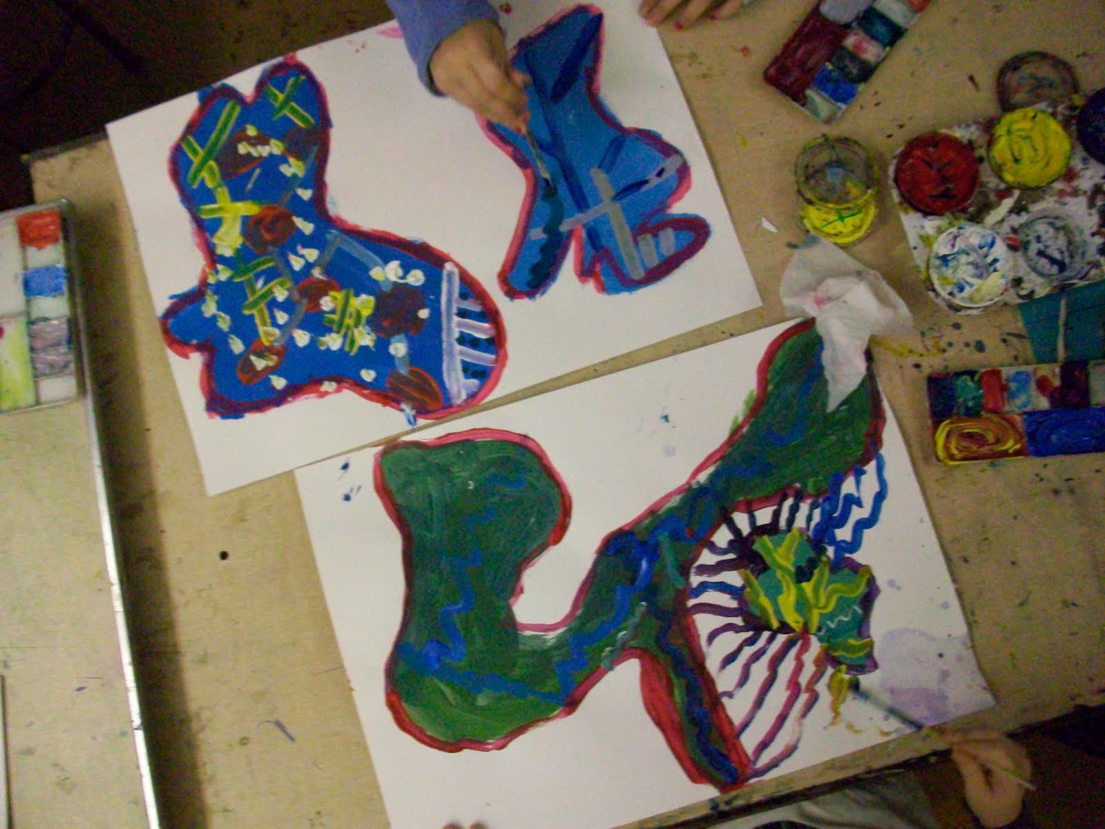 Studio 220: Organic Shape Paintings