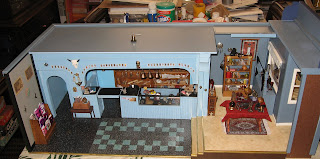 Buffy the Vampire Slayer / Angel custom figures: My Magic Box!