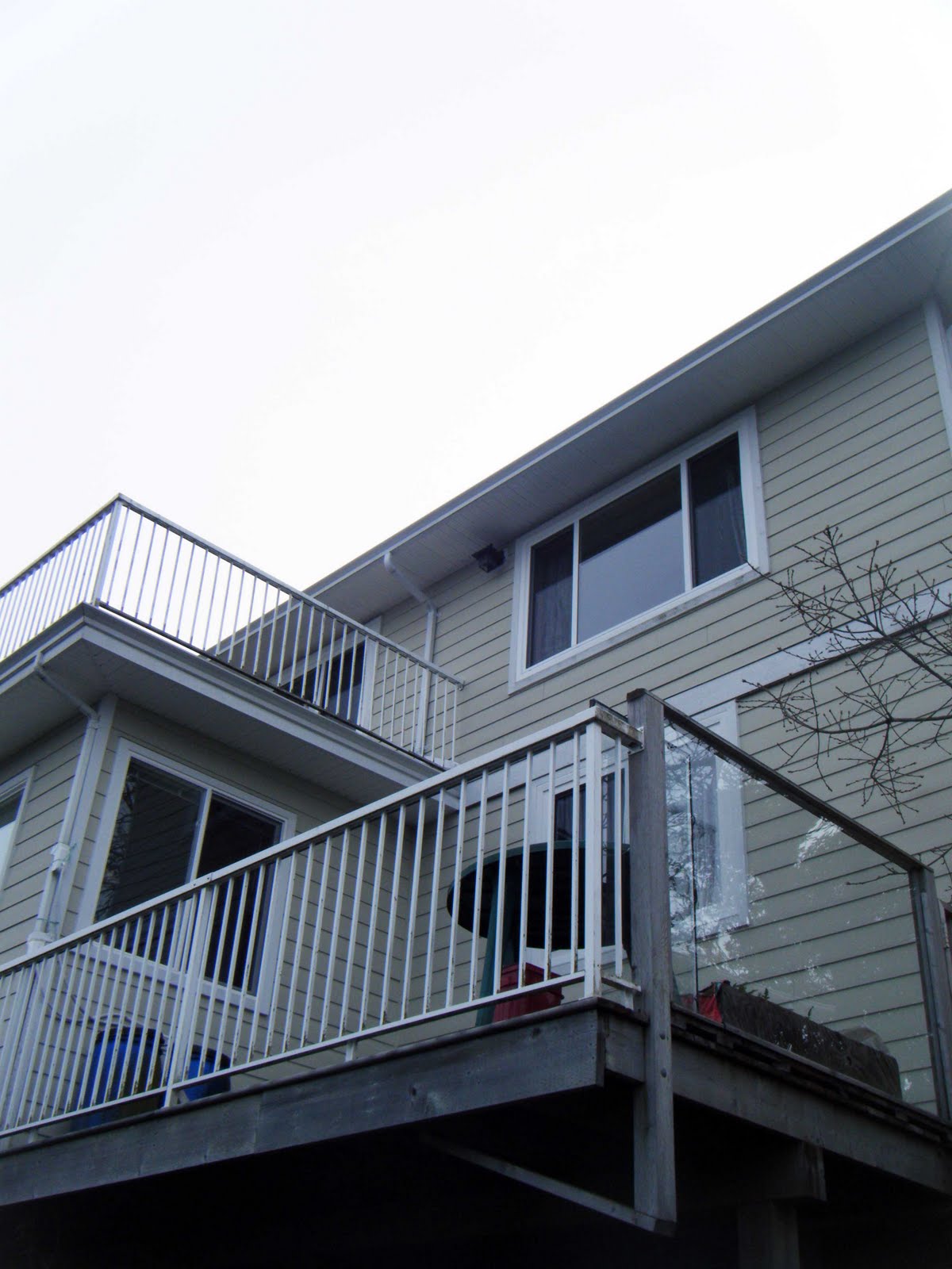 the art of cleaning: Bryan Adams Dad's house!