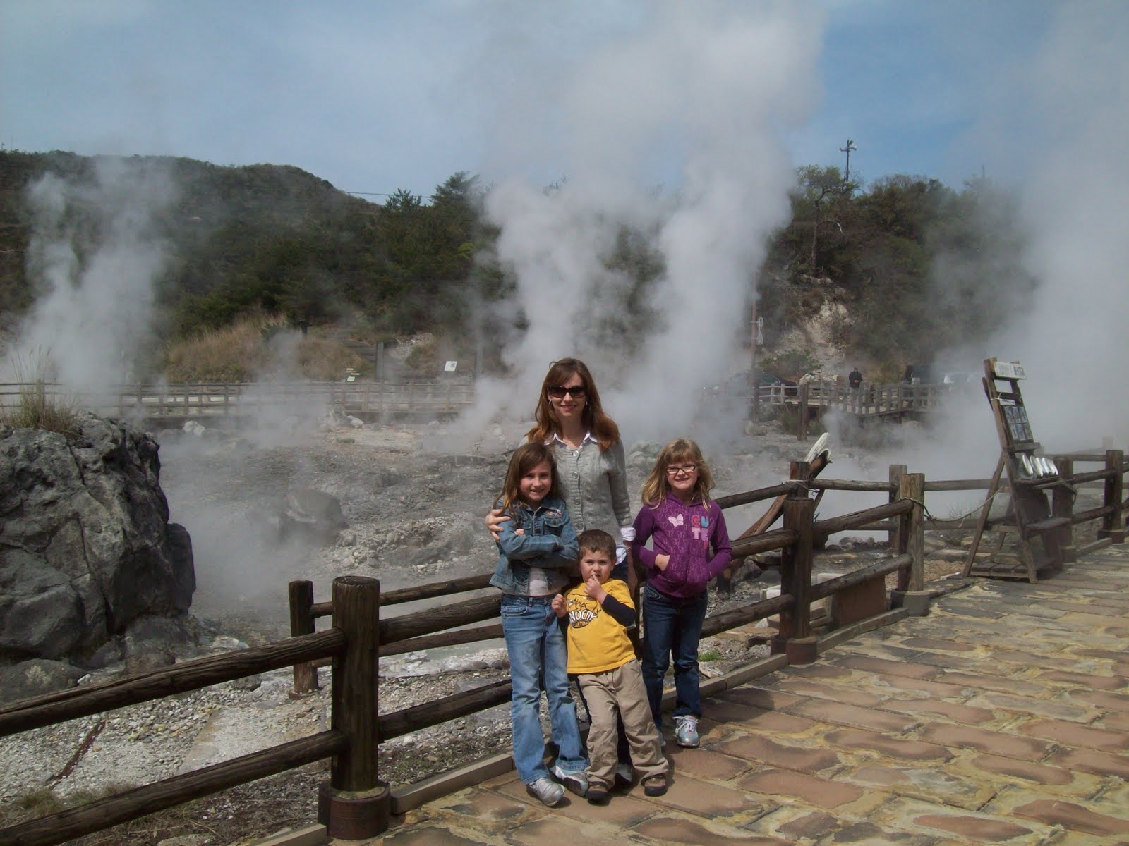 The Schwarze Family in Japan: Mt. Unzen/ Day 2