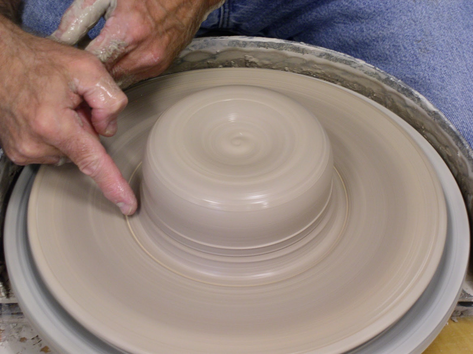 PrattMWP Ceramics: Throwing 101- Centering