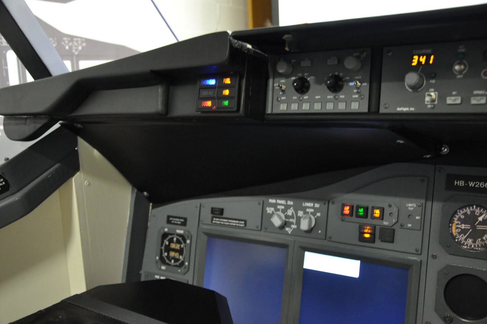 B737-800NG Homecockpit / 1:1 Scale > P3D v3.3: Glare Shield / MIP ...