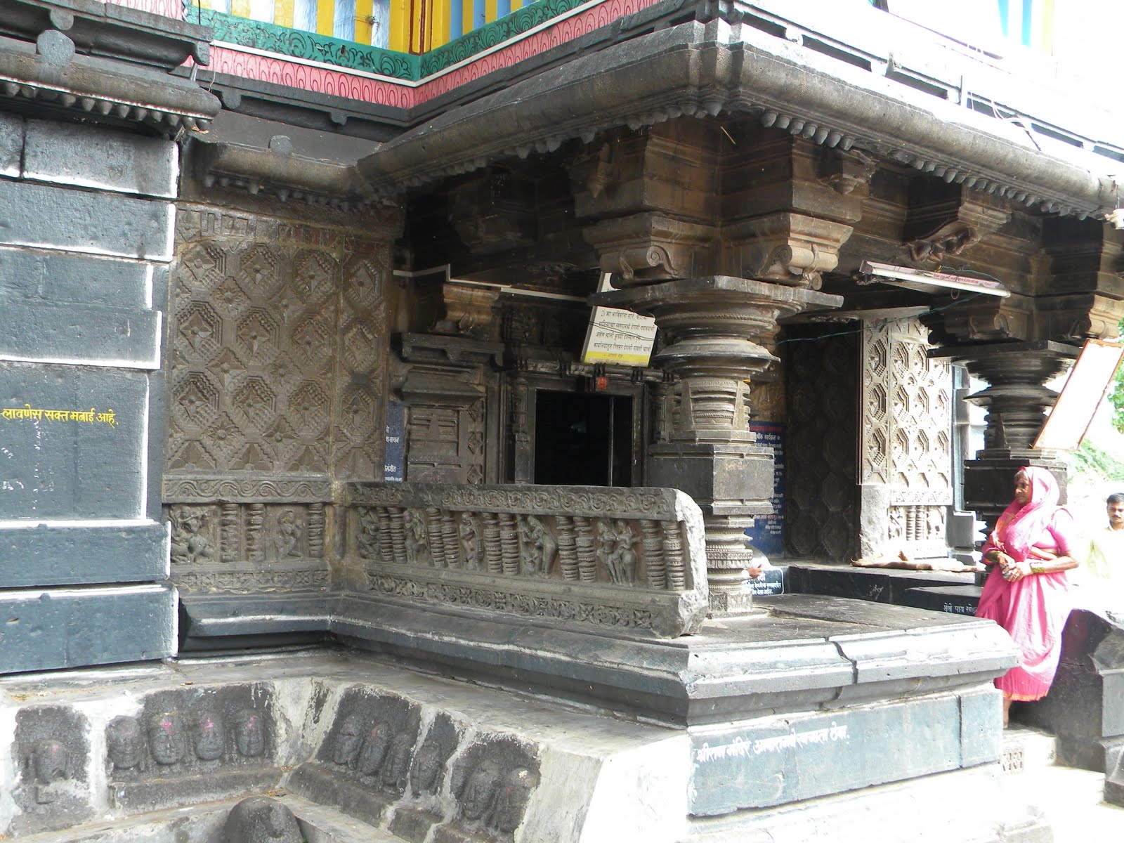 Forts in Maharashtra: Shriram Temple of Kargani