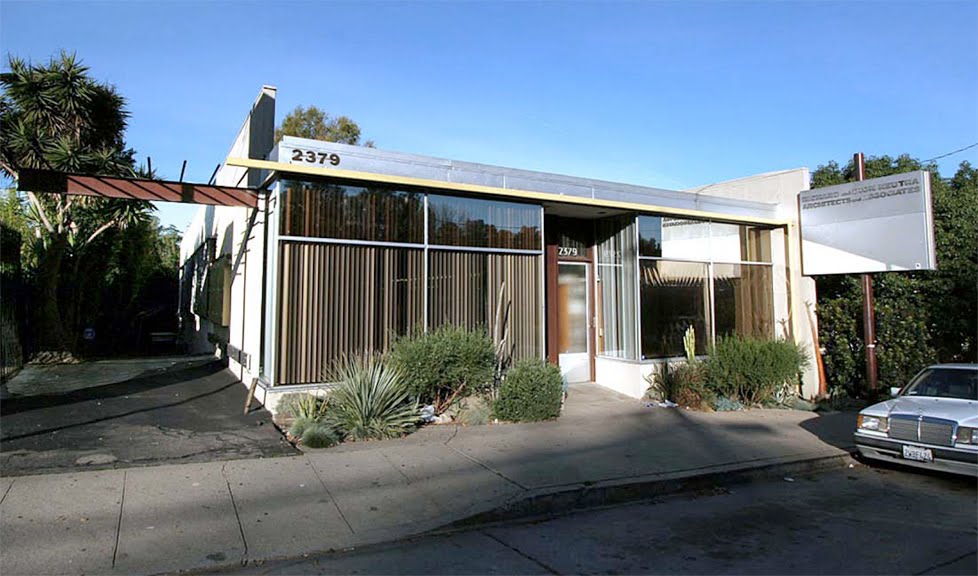 manAlive design: Puttin' The "Neutra" In Neutraface!