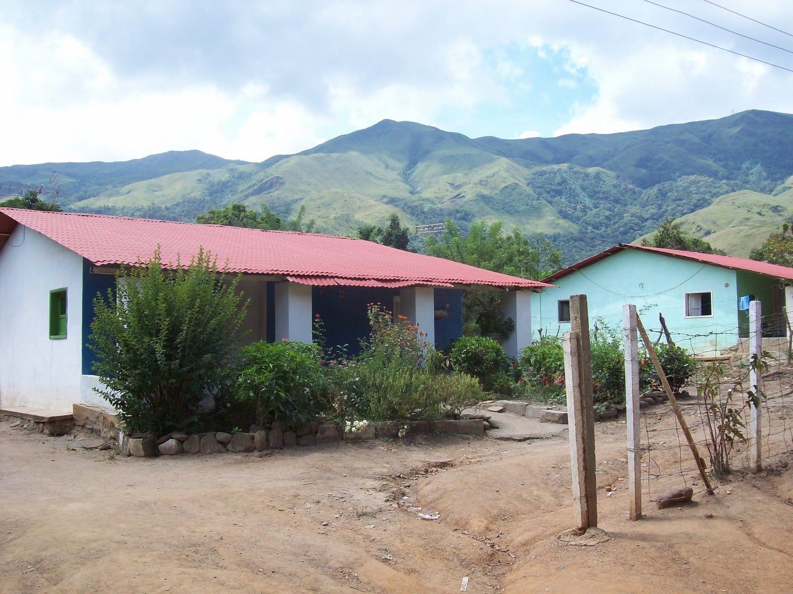 Escuela Paramaconi en los Valles Altos de Carabobo: Taller V Exposición ...