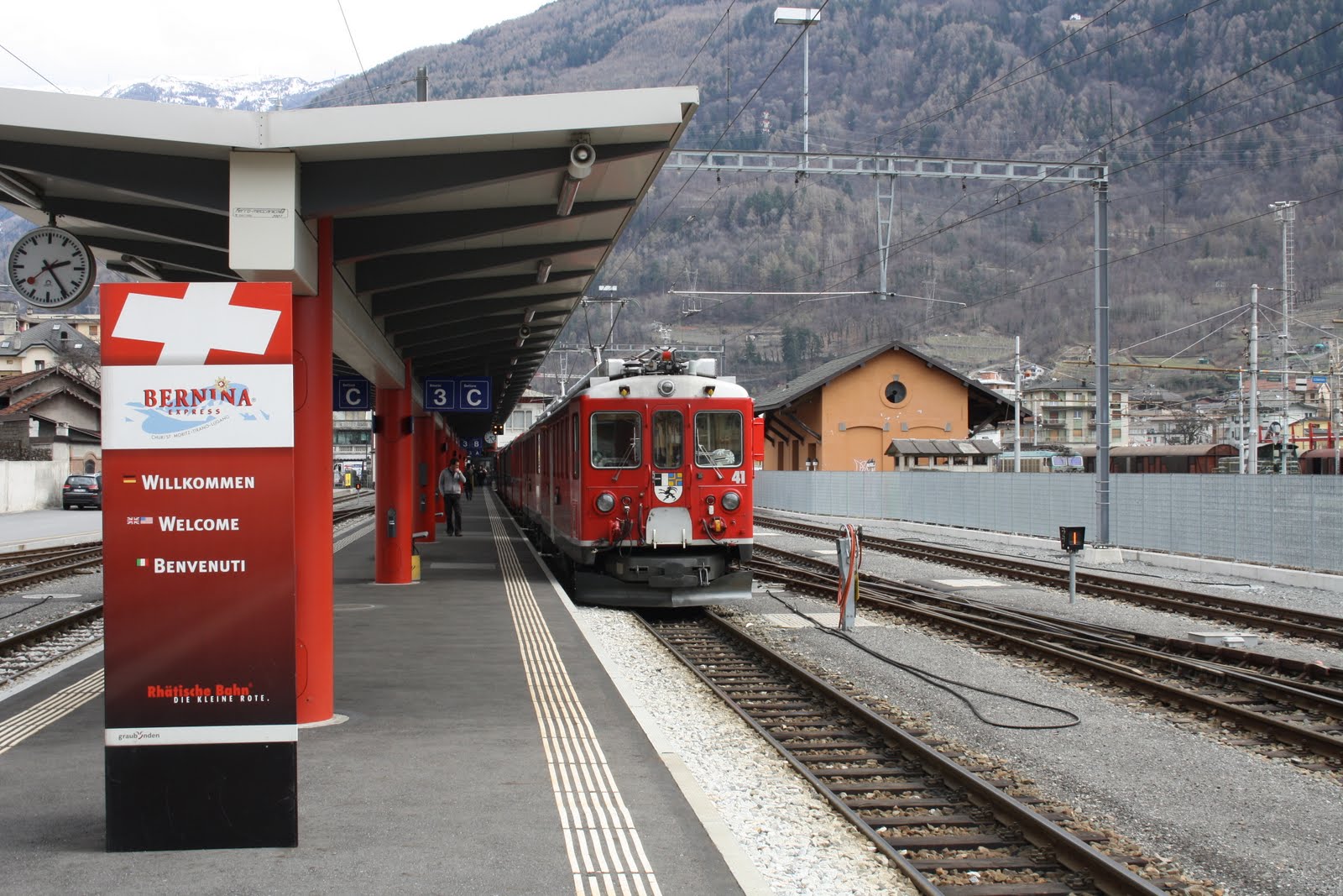 Jorden runt med 4a-5a: Emil i Milano och Schweiz