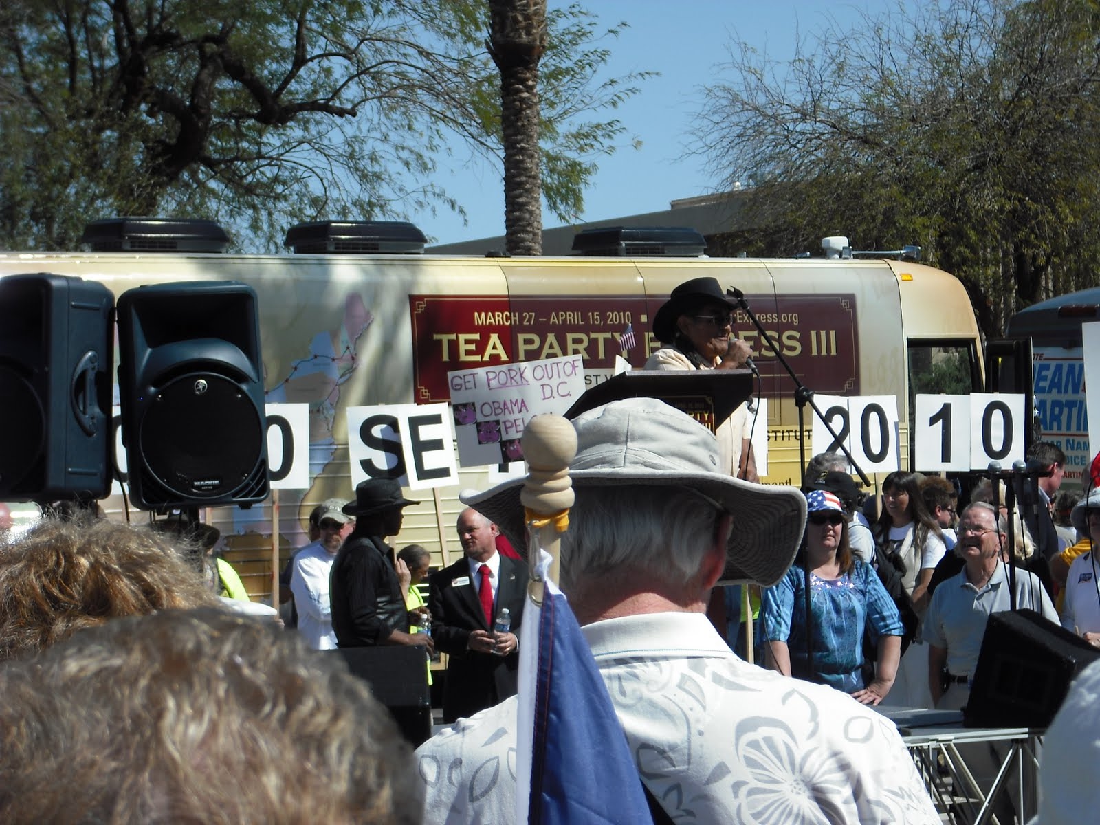 IC Arizona: Tea Party Express rally in Phoenix attracts thousands; JD ...