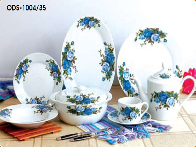 Set Pinggan Mangkuk dan cawan