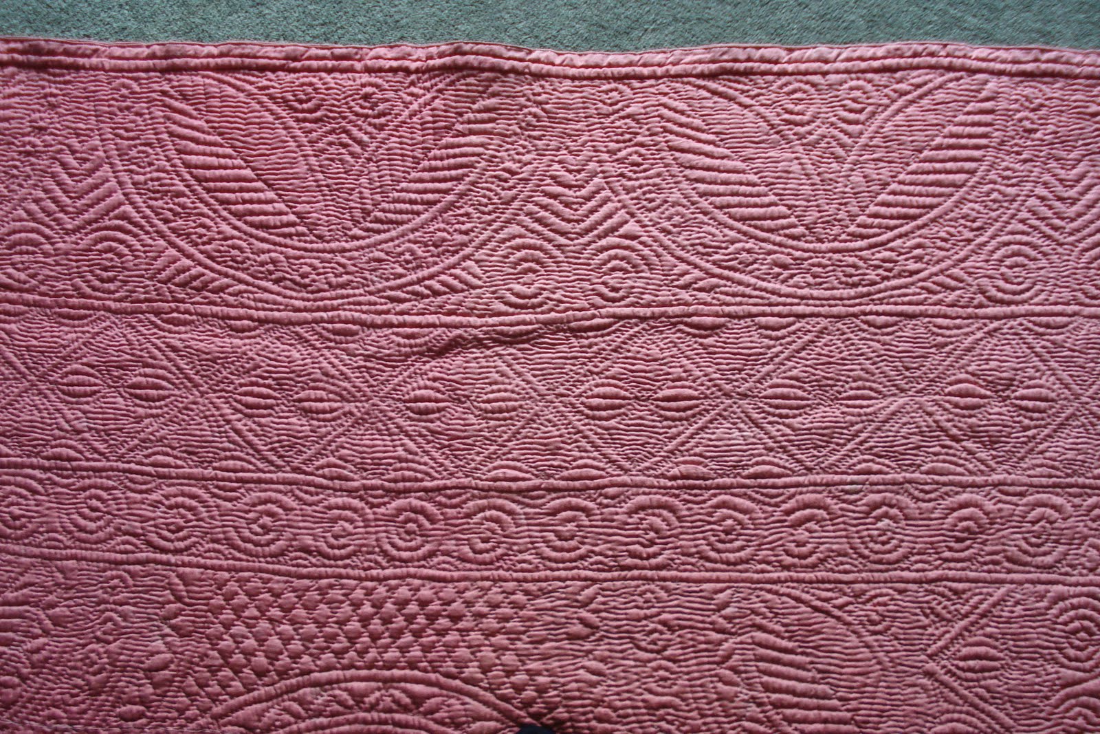 Welsh Quilts: Pink Welsh Wholecloth Quilt