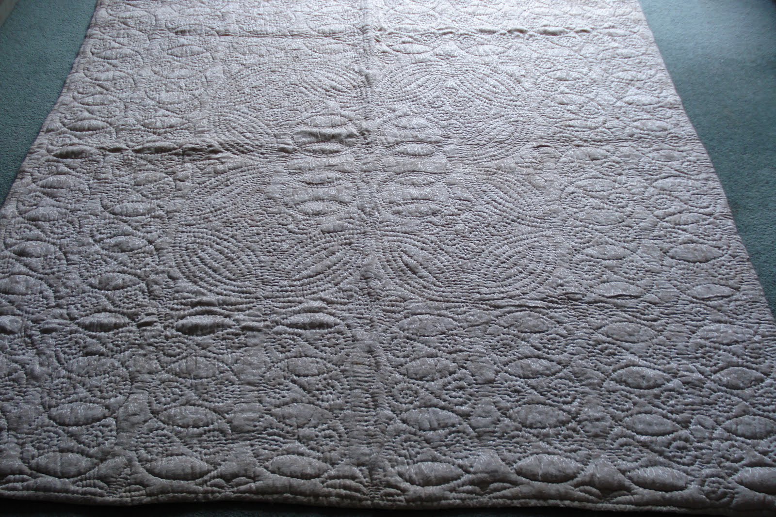 Welsh Quilts: Green and Peach Brocade Welsh Quilt