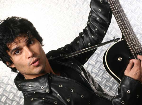 Laricoteka Cambia El Mundo: Pedro Suarez Vertiz en concierto estas ...