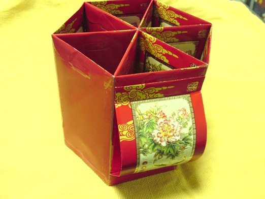 Anything Under the Sun: Chinese Hong Bao Lantern 2011