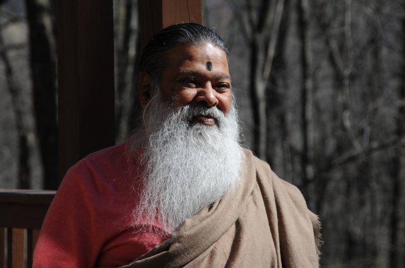 SGS: Pujya Sri Swamiji's Discourse,Follow the Master