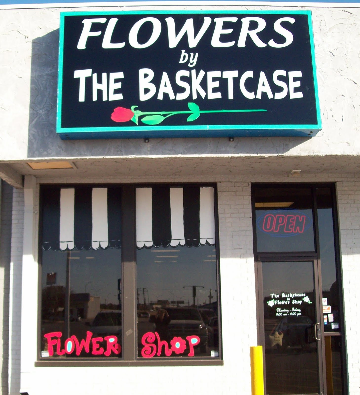 The Basketcase and Flower Shop: NEW SIGN!!!!