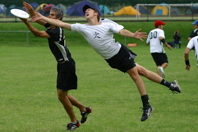 VALENCIA FRISBEE: ¿¿COMO SE JUEGA A ULTIMATE FRISBEE??