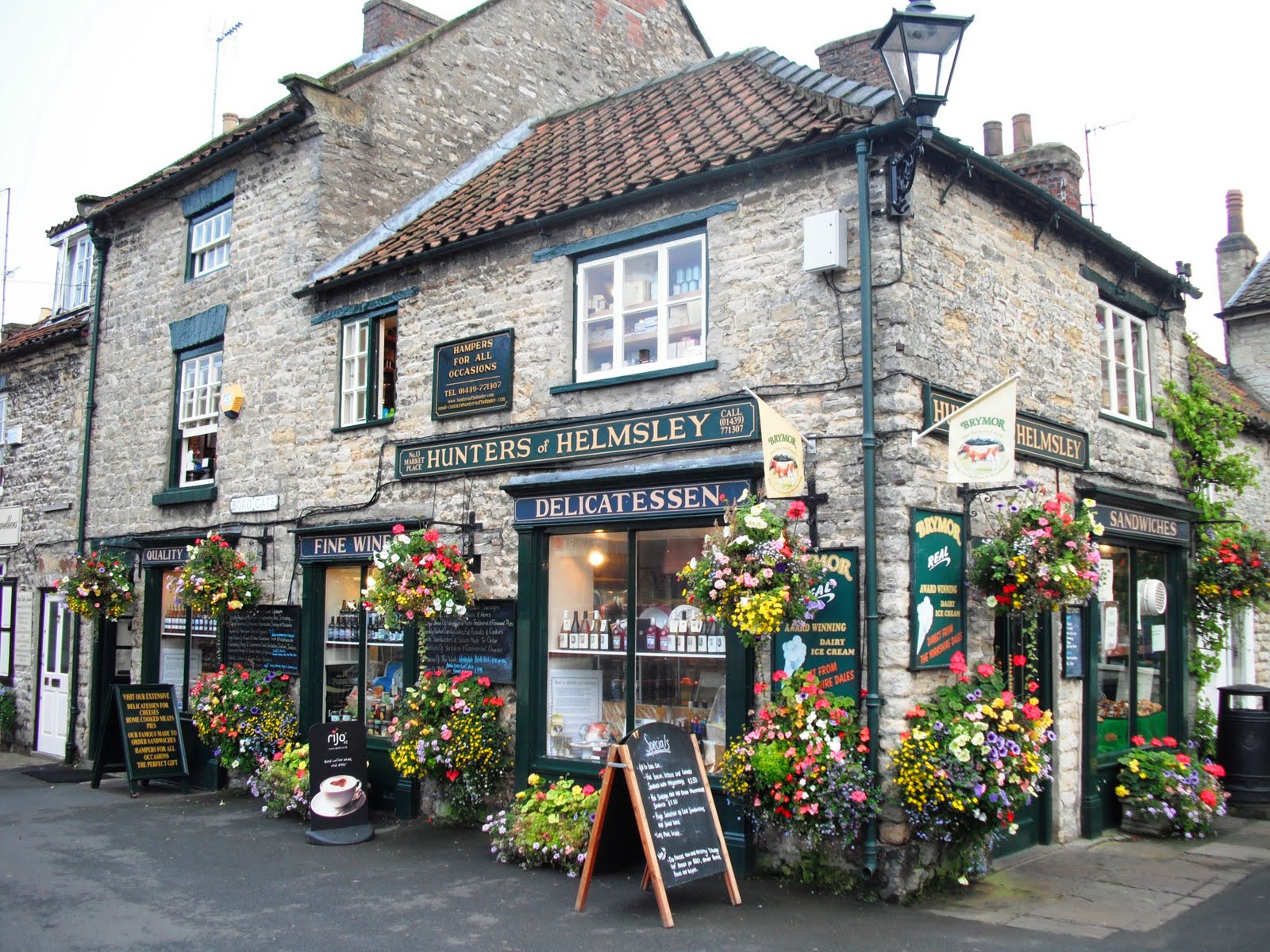 Love my life: A walk from Helmsley (briefly)