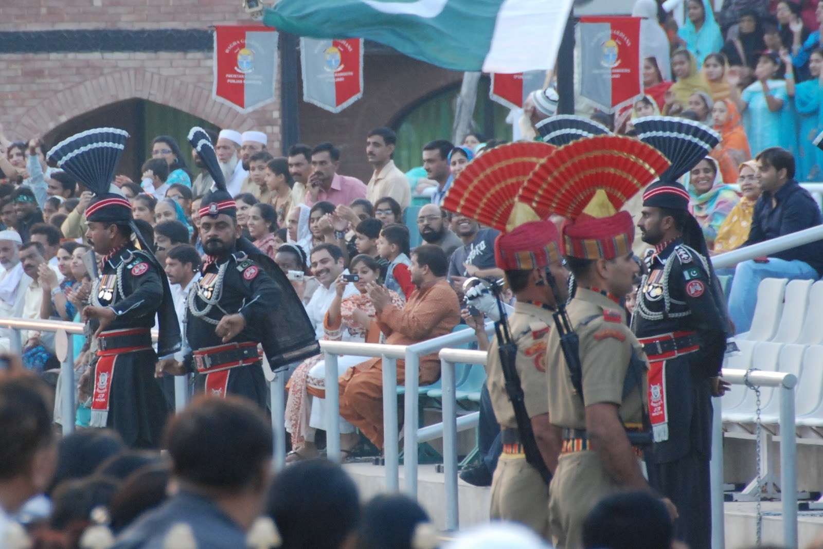 Safiri Salama: Amritsar: Funny Walks and a Holy Place