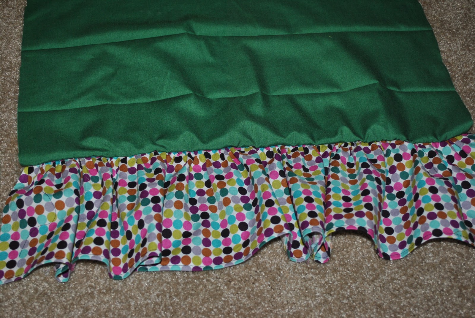 Enjoy Life and Love: Ruffle Apron