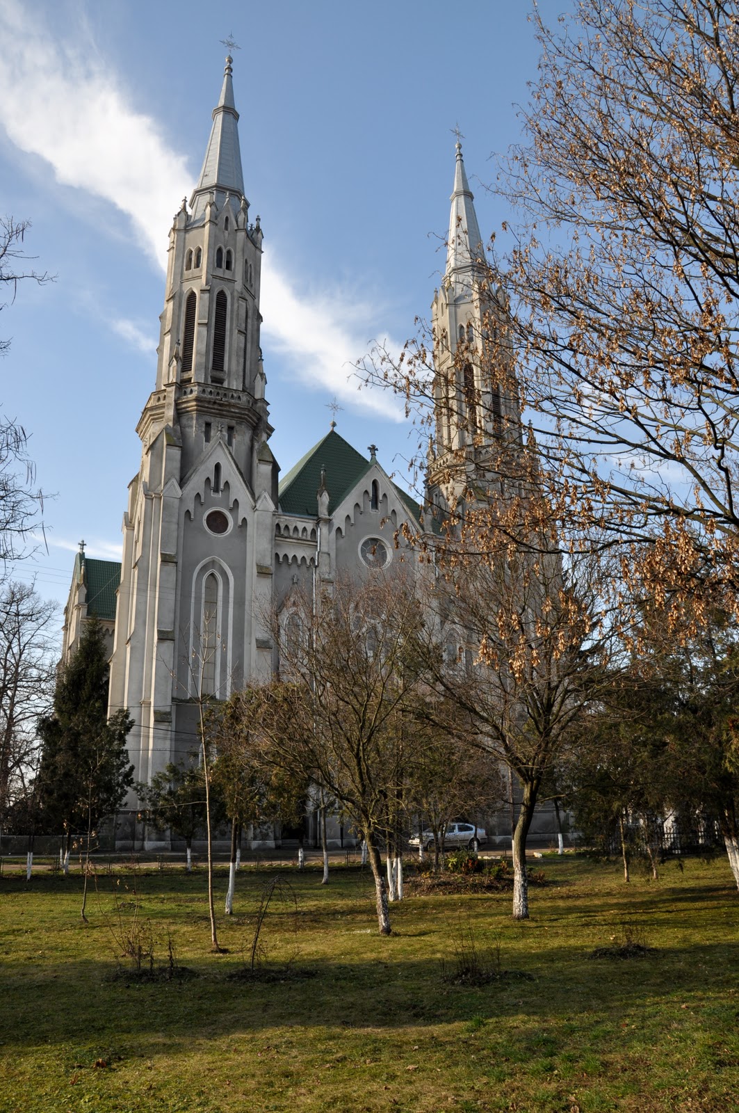 Cristian Kalikin - Photography: Biserica Romano-Catolica "Sfanta Treime ...