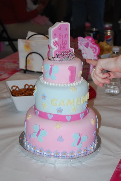 Katrina's Custom Cakes: 1st Birthday- Princess Cake
