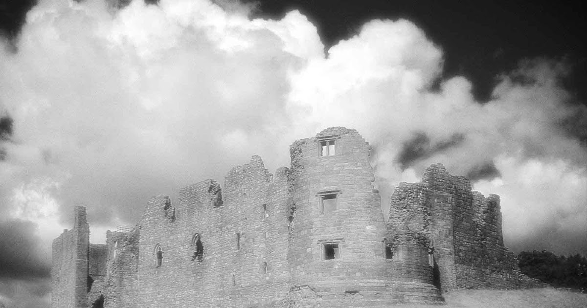 The castles, towers and fortified buildings of Cumbria: Castle photos ...
