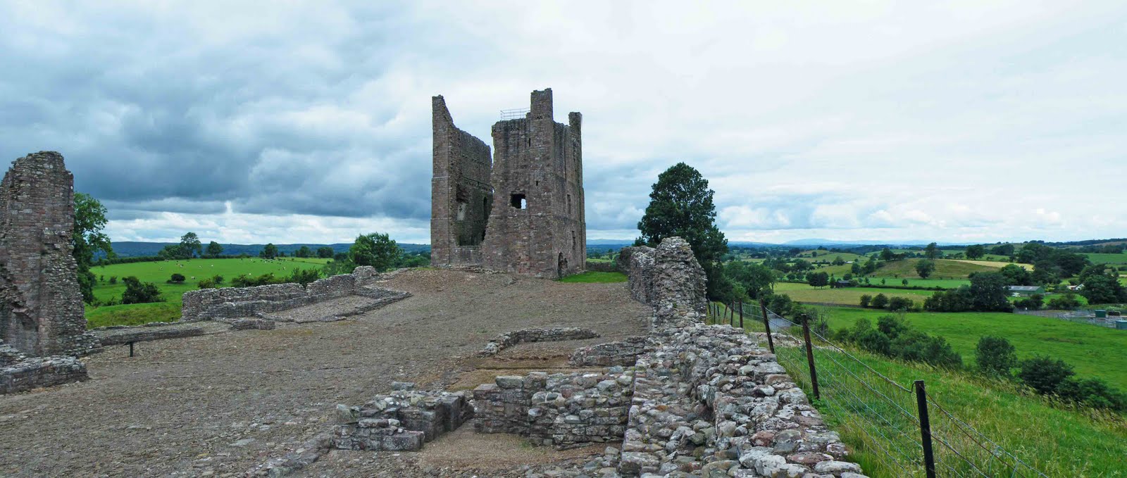 The castles, towers and fortified buildings of Cumbria: Brough Castle ...